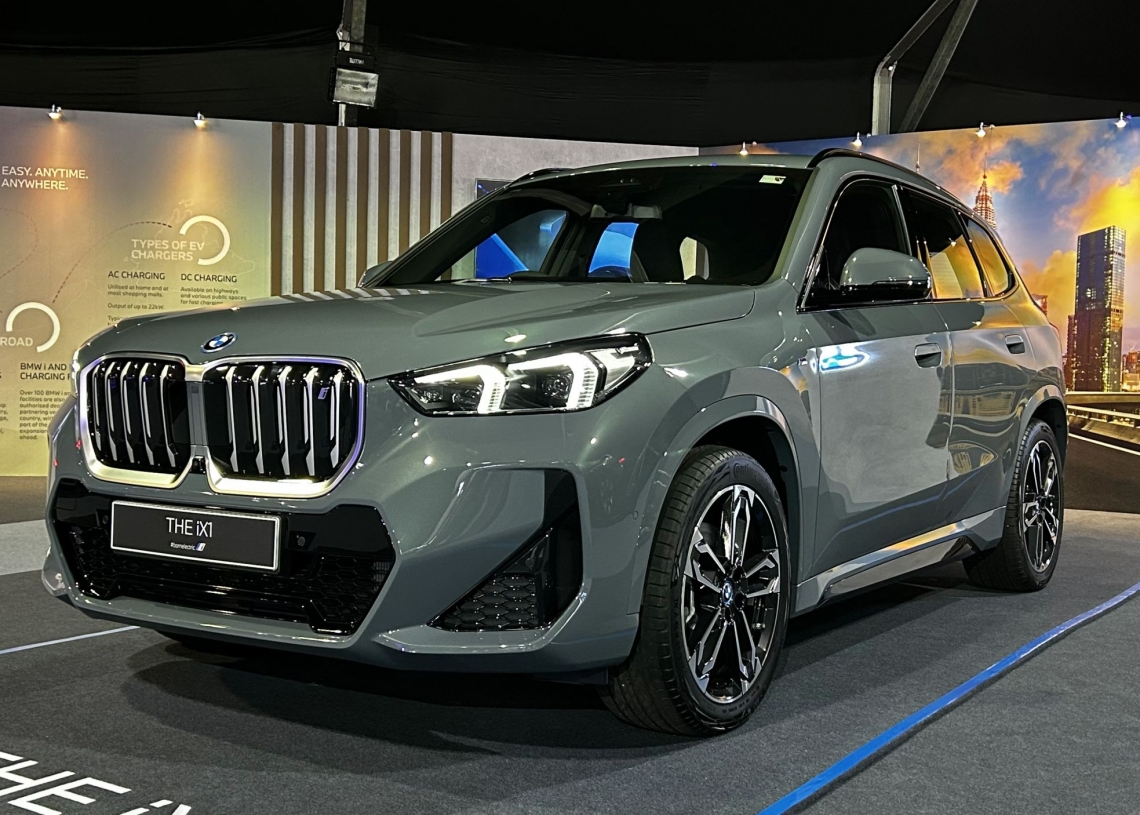 Lee Motors offers BMW EV customers free home solar system in ...