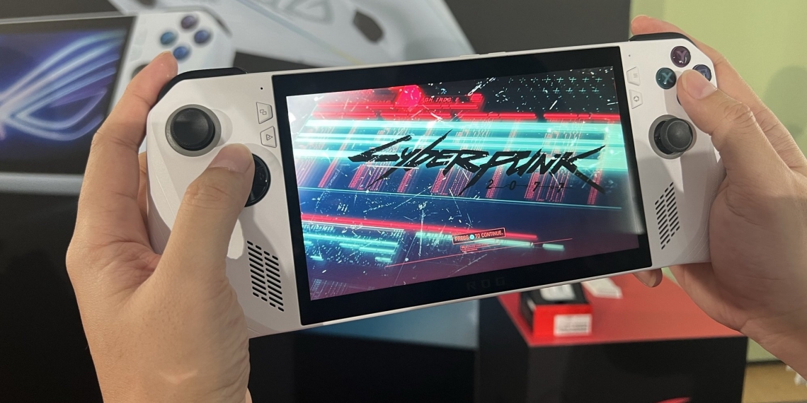 Asus ROG Ally: Windows 11 gaming handheld with AMD Ryzen Z1, 120Hz ...