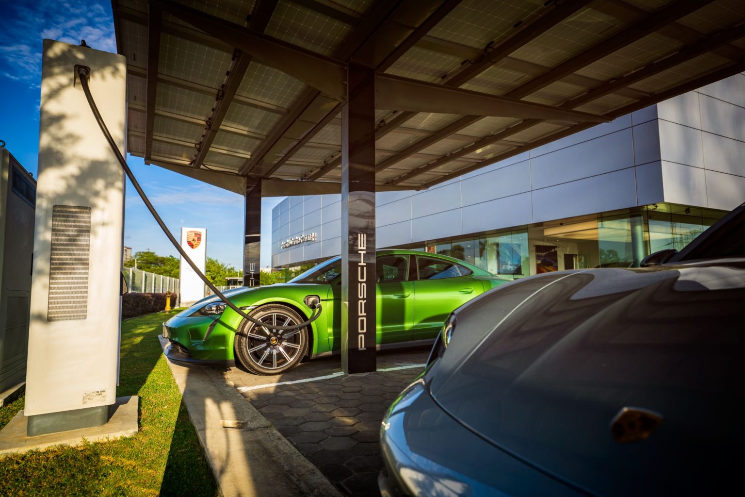 Porsche Centres now offer faster 350kW DC Chargers in Malaysia, 5-80% ...