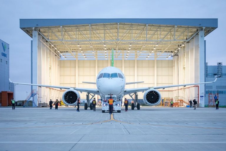 COMAC C919: China's answer to the Boeing 737 enters commercial service ...