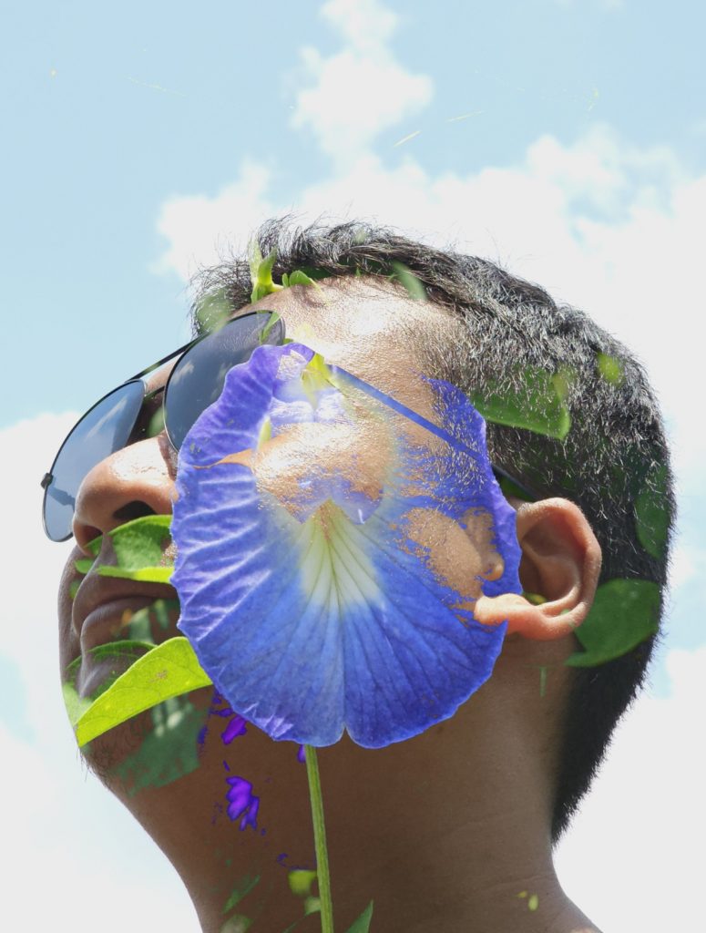 Get creative by using the camera of the Galaxy S23 Ultra to superimpose ...