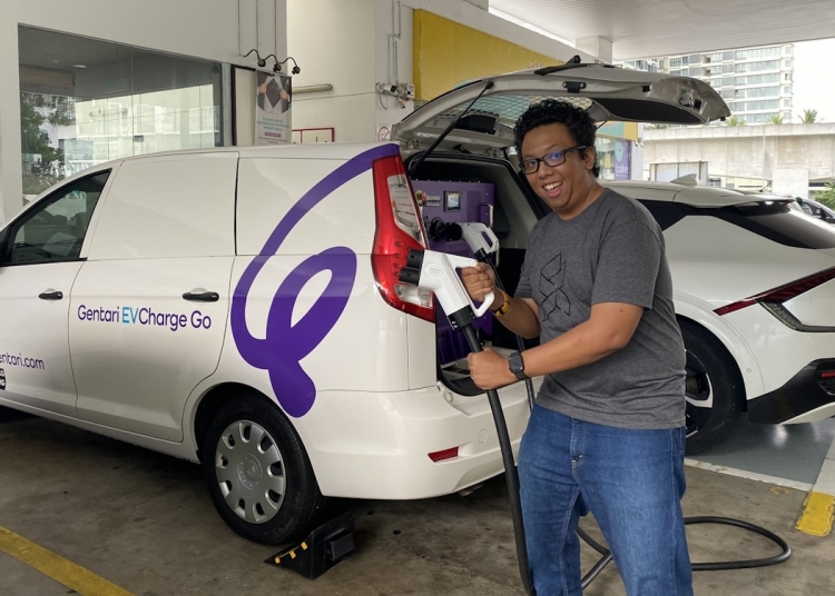 EV Charge Go: we try Gentari's EV "powerbank on wheels" - SoyaCincau