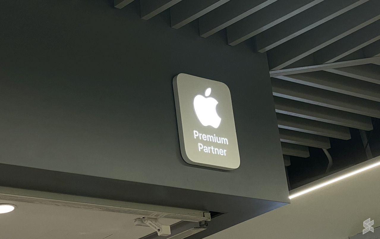 Machines open second Apple Premium Partner store located at 1 Utama. So ...