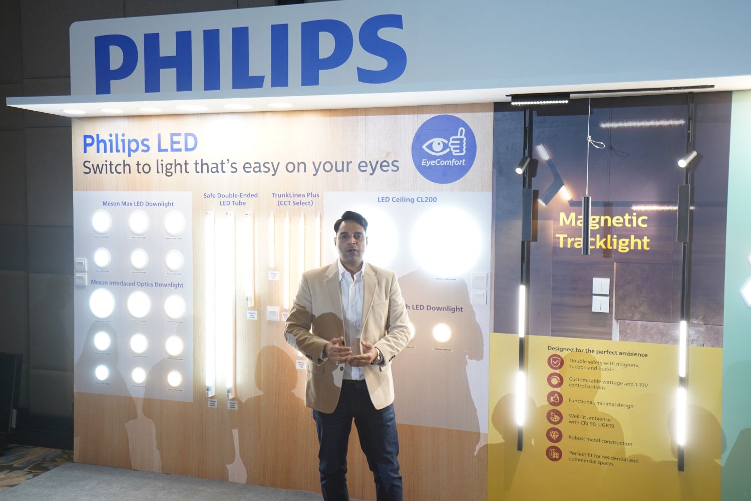 Philips Ultra Efficient LED lights uses 60% less energy, 3.5x longer ...