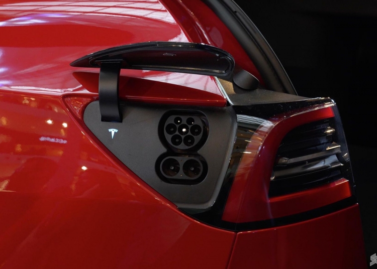 Tesla Model Y Charging Port - SoyaCincau