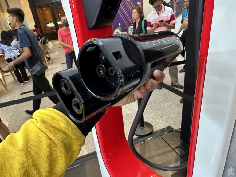 Can Tesla vehicles use other EV chargers in Malaysia? Here's what you ...