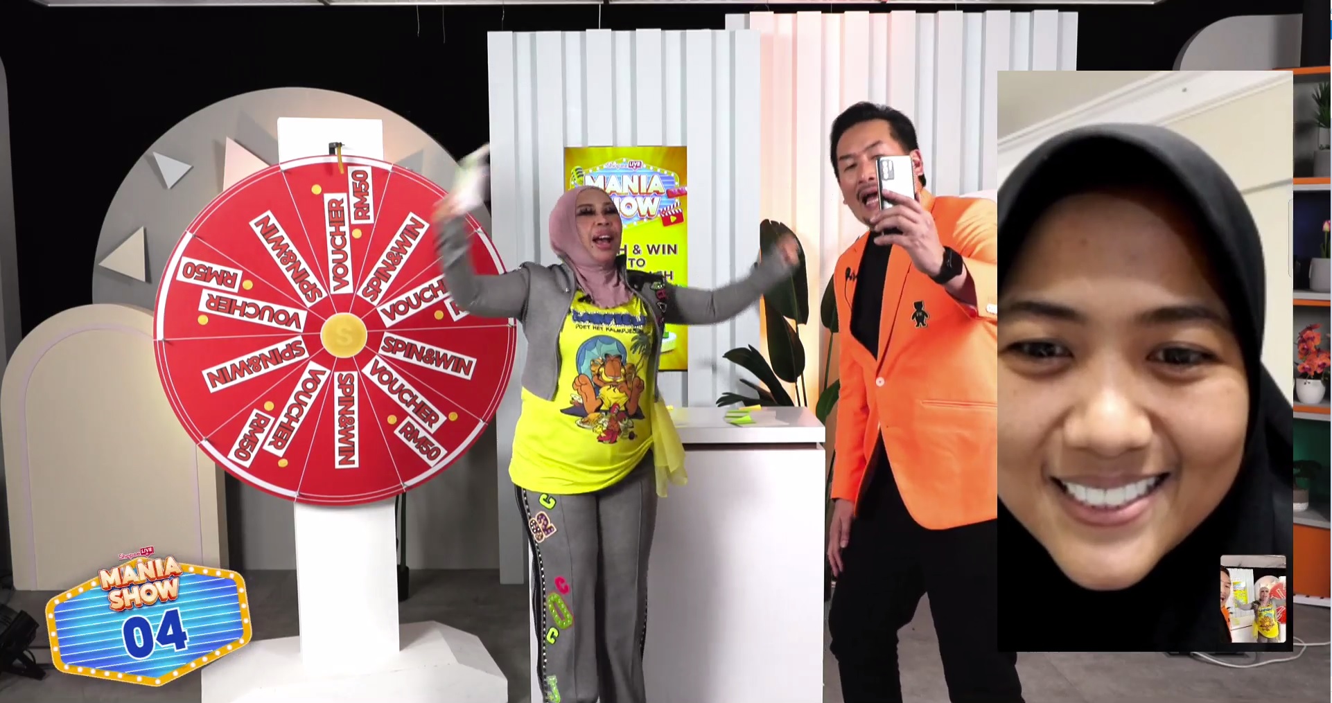 Nothing to watch for your TV dinner? Why not tune into Shopee Live and ...