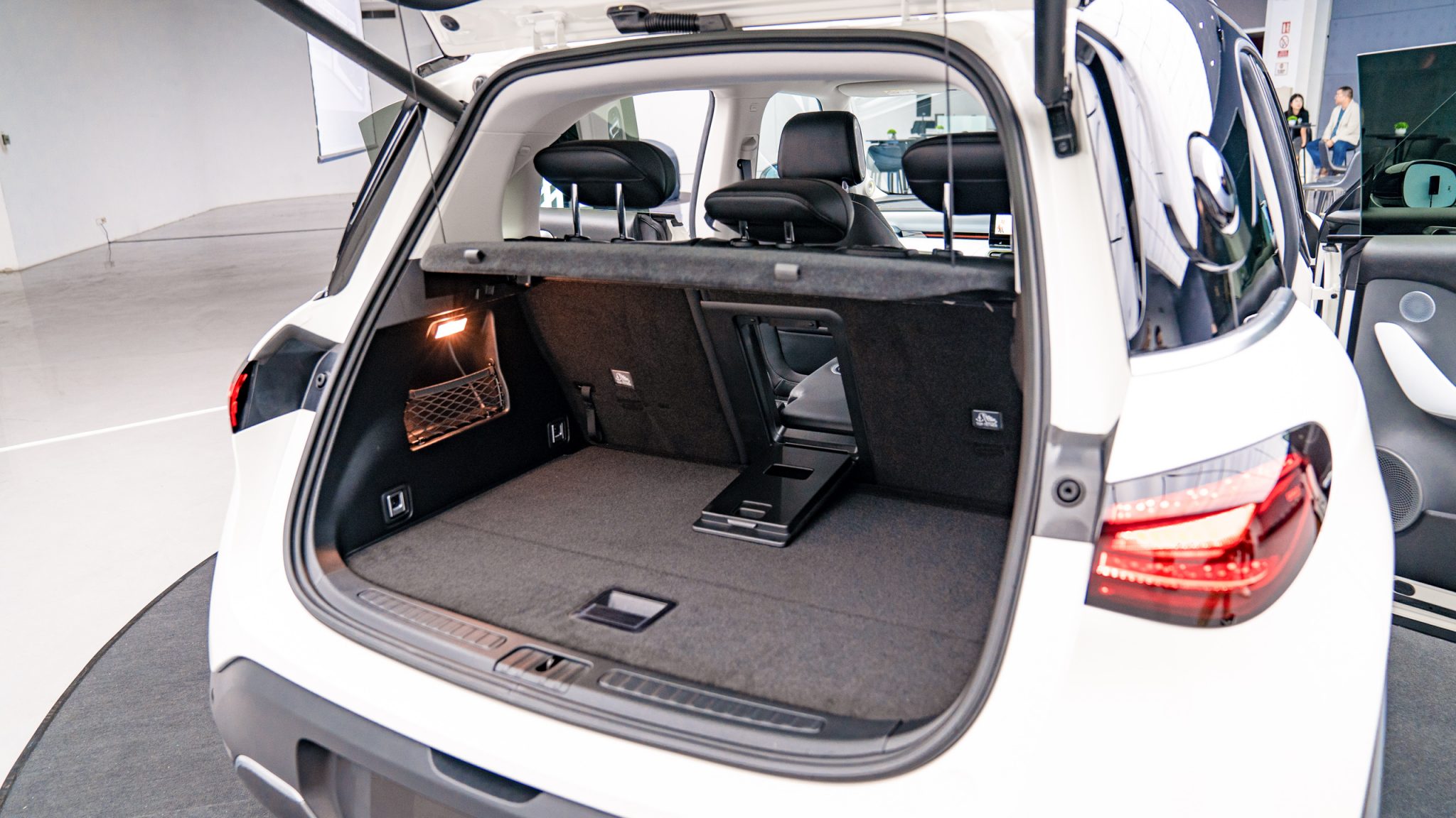 Smart #1 Malaysia: Here's the interior of the Malaysian-spec RHD model ...