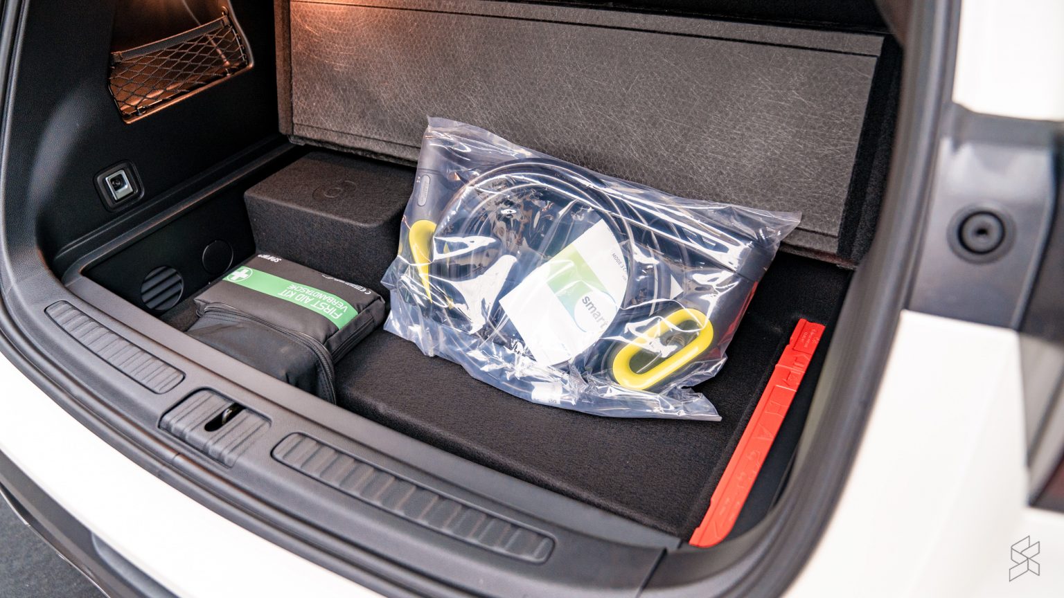 Smart #1 Malaysia: Here's the interior of the Malaysian-spec RHD model ...