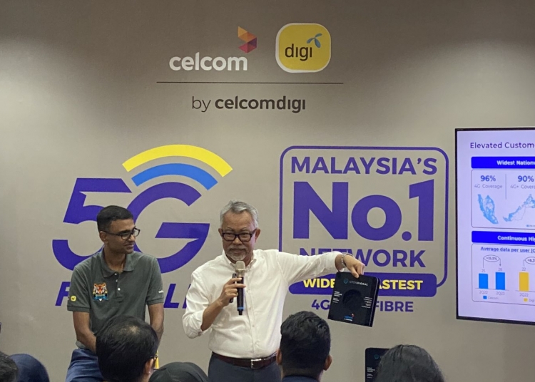 Celcom - SoyaCincau