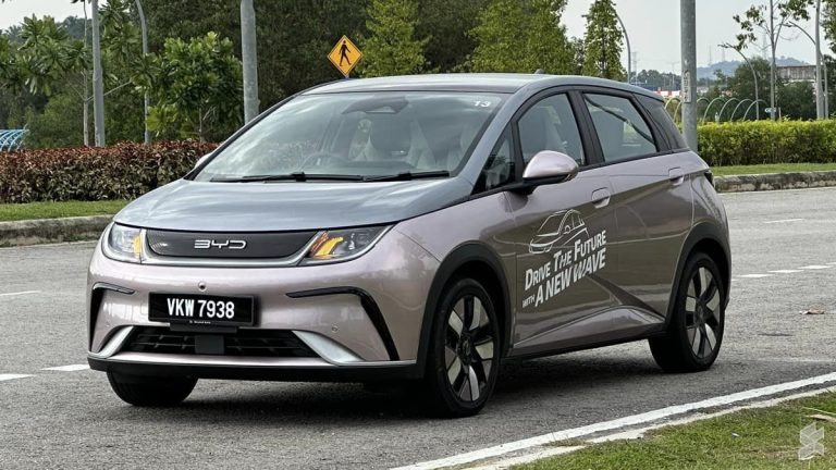 BYD Dolphin Malaysia: Customers can still have the EV in Pink and ...