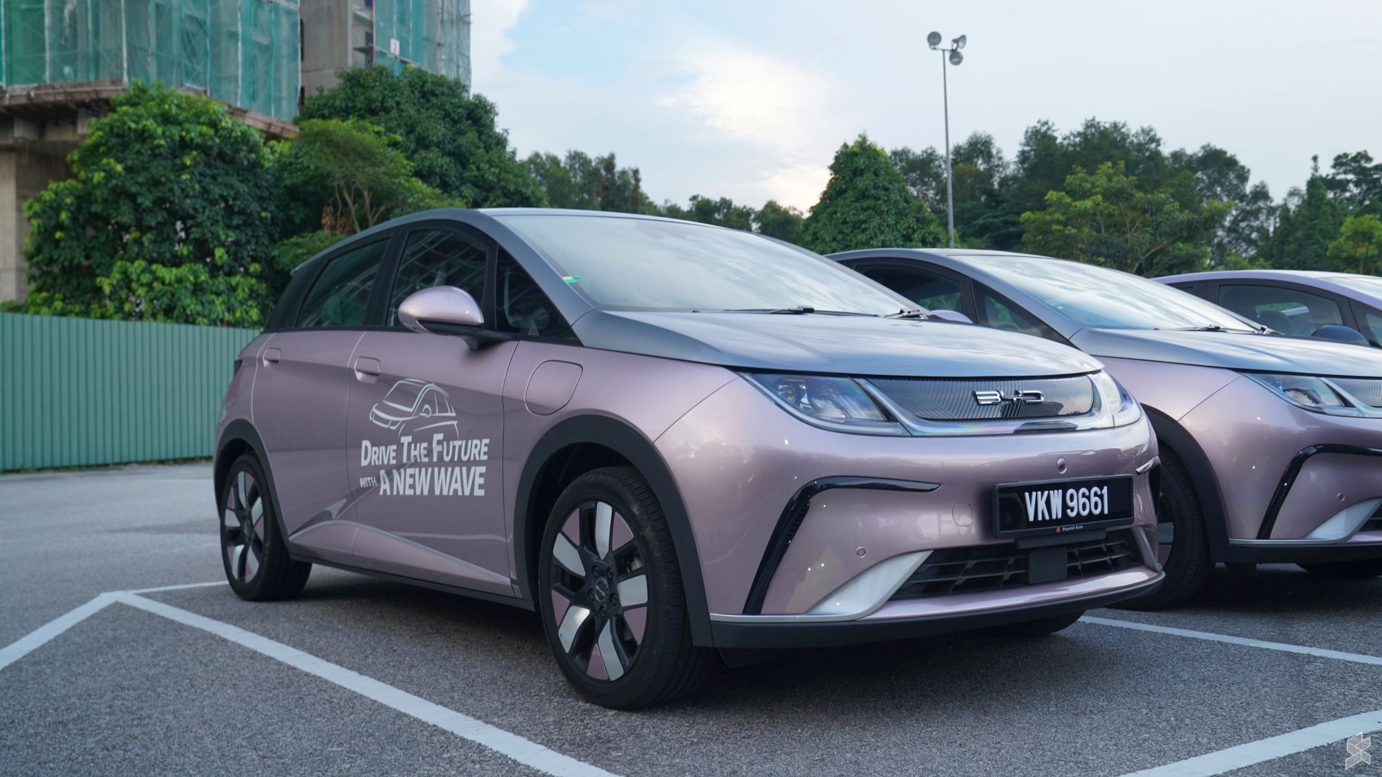 BYD Dolphin Premium Extended First Drive: Malaysia's cheapest new car ...