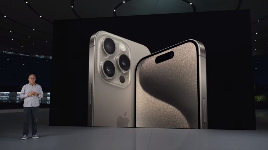 Apple iPhone 15 Pro and 15 Pro Max: Titanium body, A17 Pro, Action ...