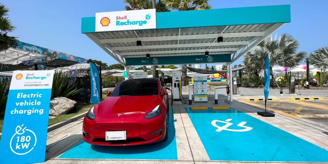 ParkEasy users can now activate Shell Recharge DC fast chargers in ...