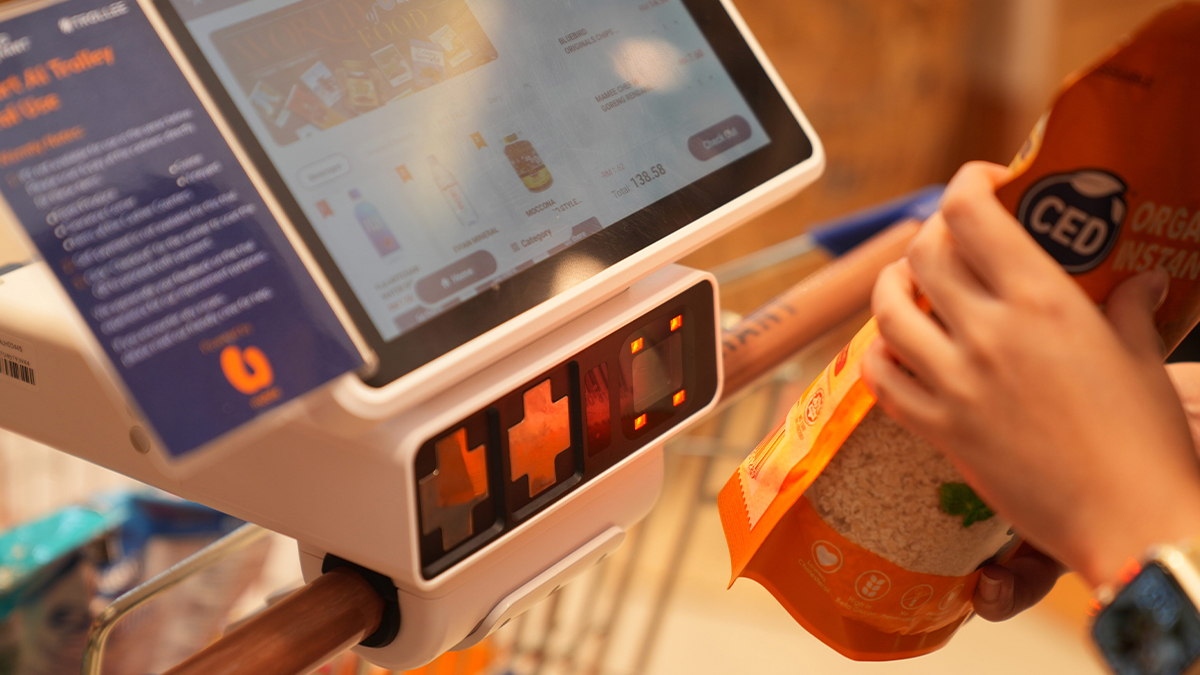 U Mobile and Qualcomm are testing out 'smart trolleys' that help you ...