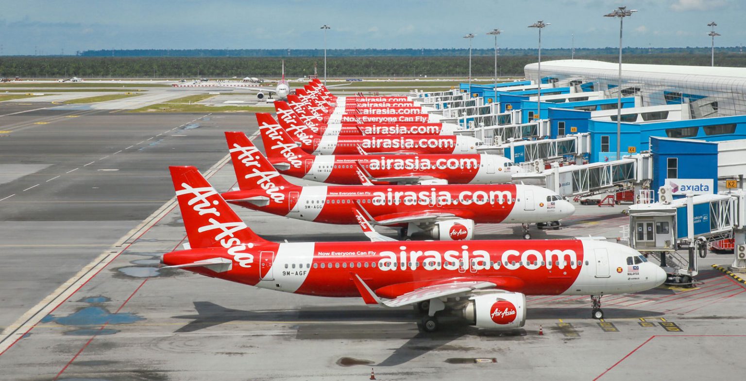 AirAsia returns to Subang Airport, flights to KCH and BKI