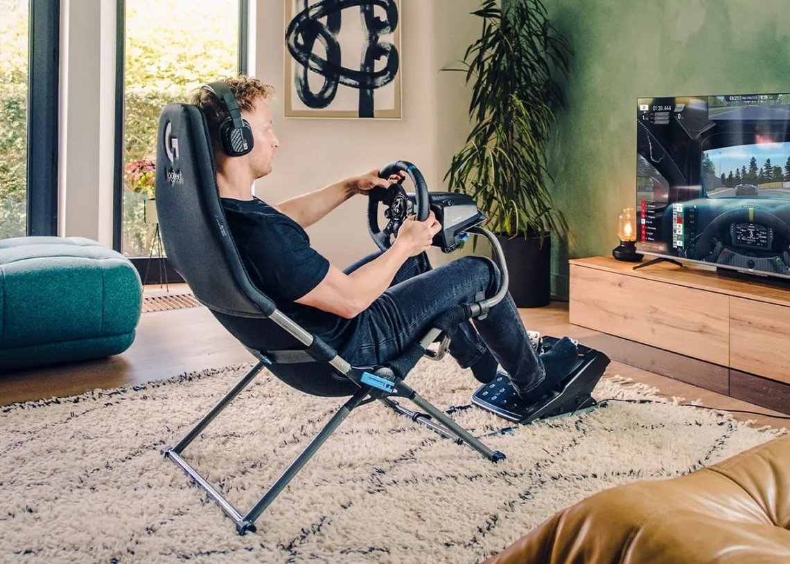 Logitech Playseat Challenge X - SoyaCincau