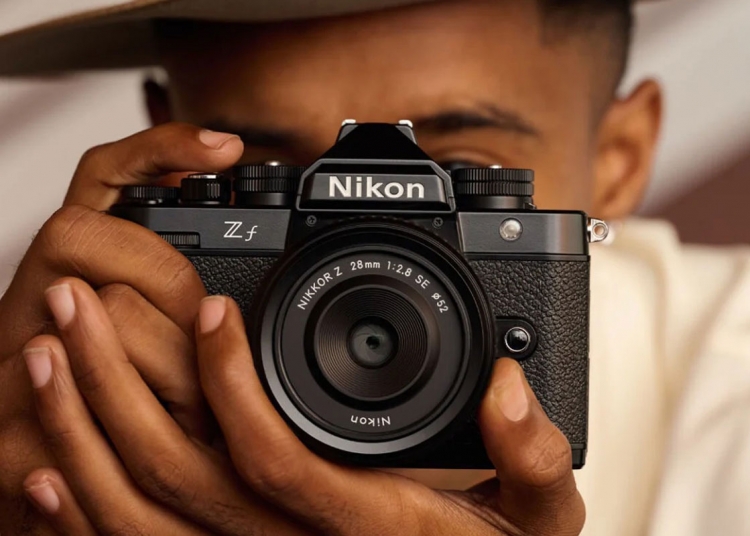 Nikon Zf - SoyaCincau