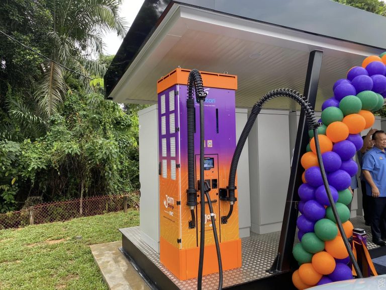 Gentari launches Malaysia's first solar and battery-assisted EV ...