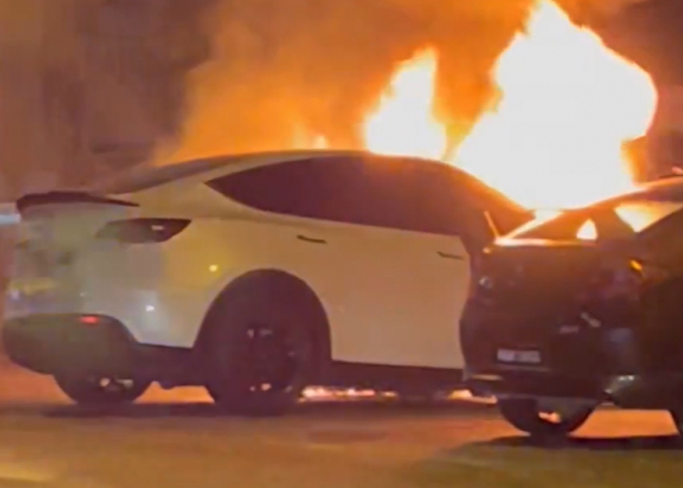 Tesla Model Y reportedly catches fire in Puchong - SoyaCincau