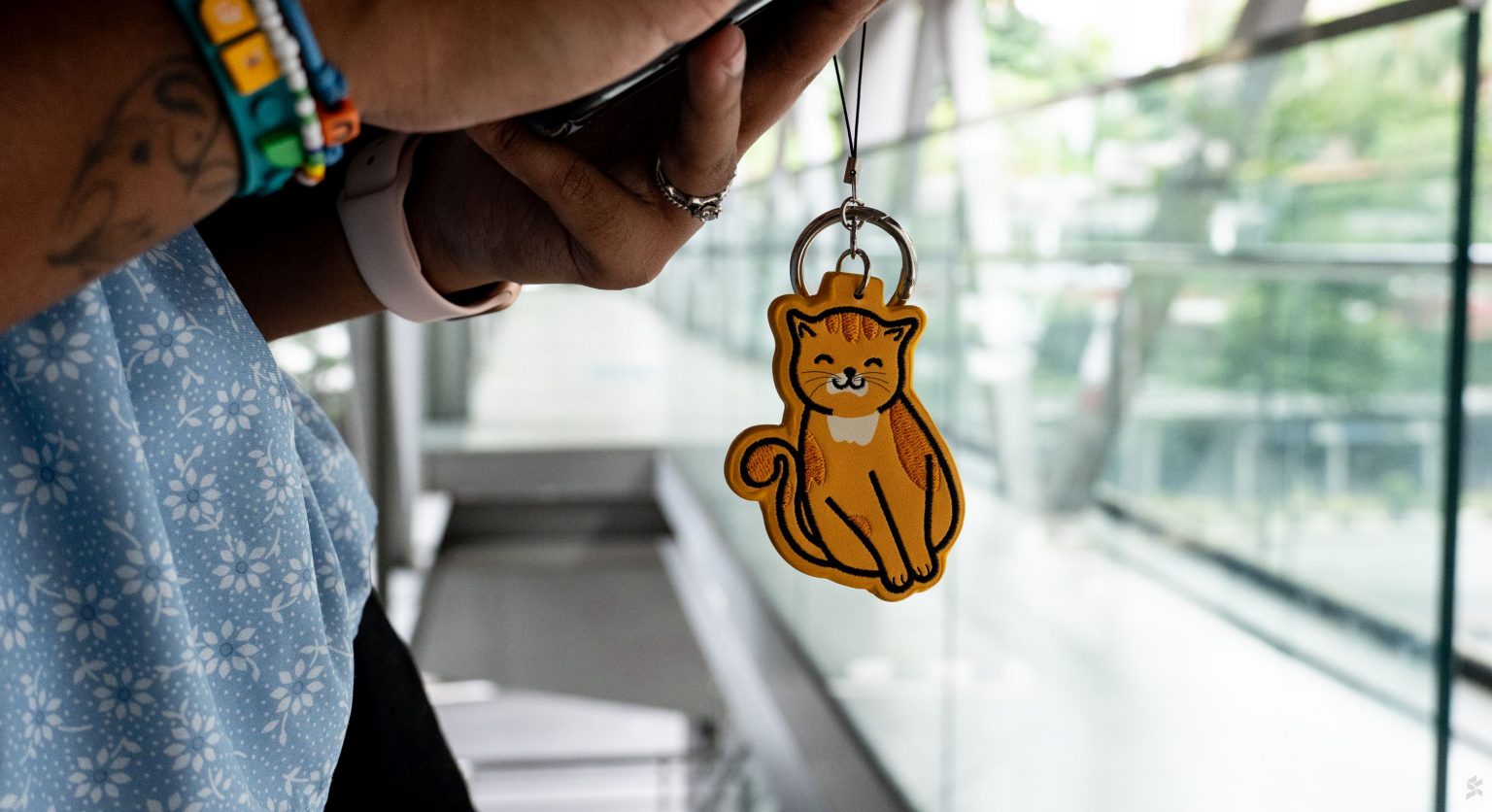 Touch 'n Go releases "Oyen" NFC-enabled TNG charm - SoyaCincau