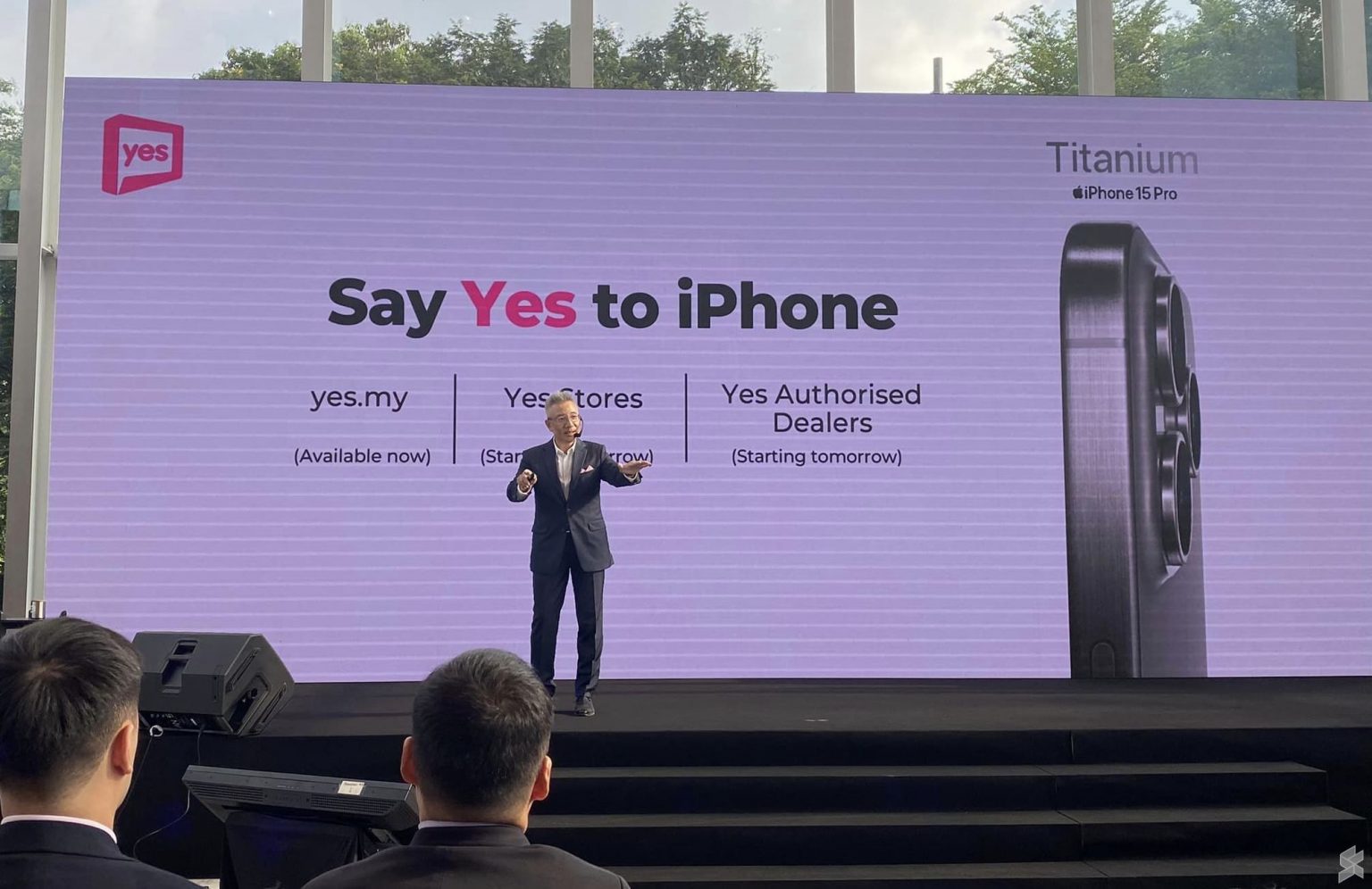 Yes 5G offers iPhone 15 with lowest total cost of ownership