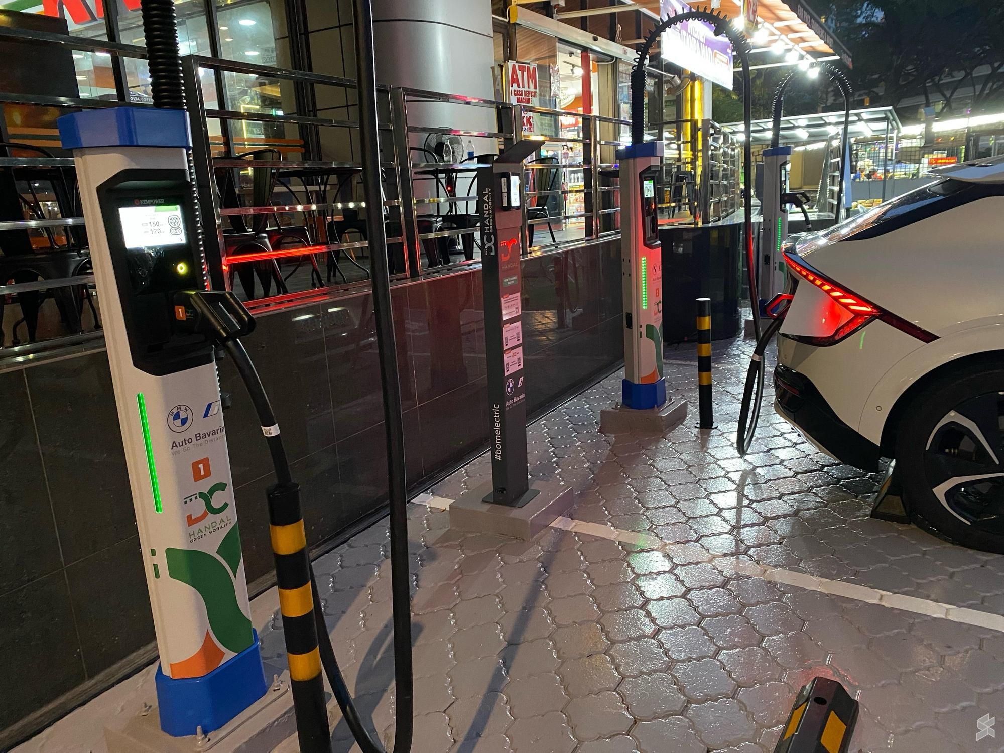 DC Handal turns on 150kW DC fast charger at Wisma MCA KL