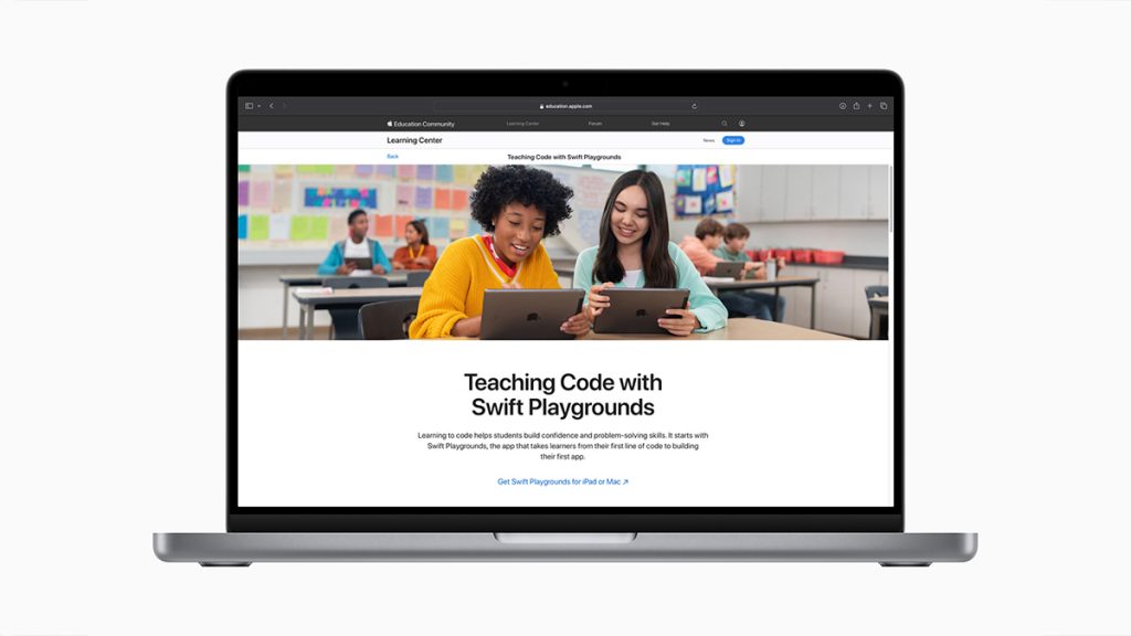 Apple Swift Student Challenge returns in 2024 with new category for ...