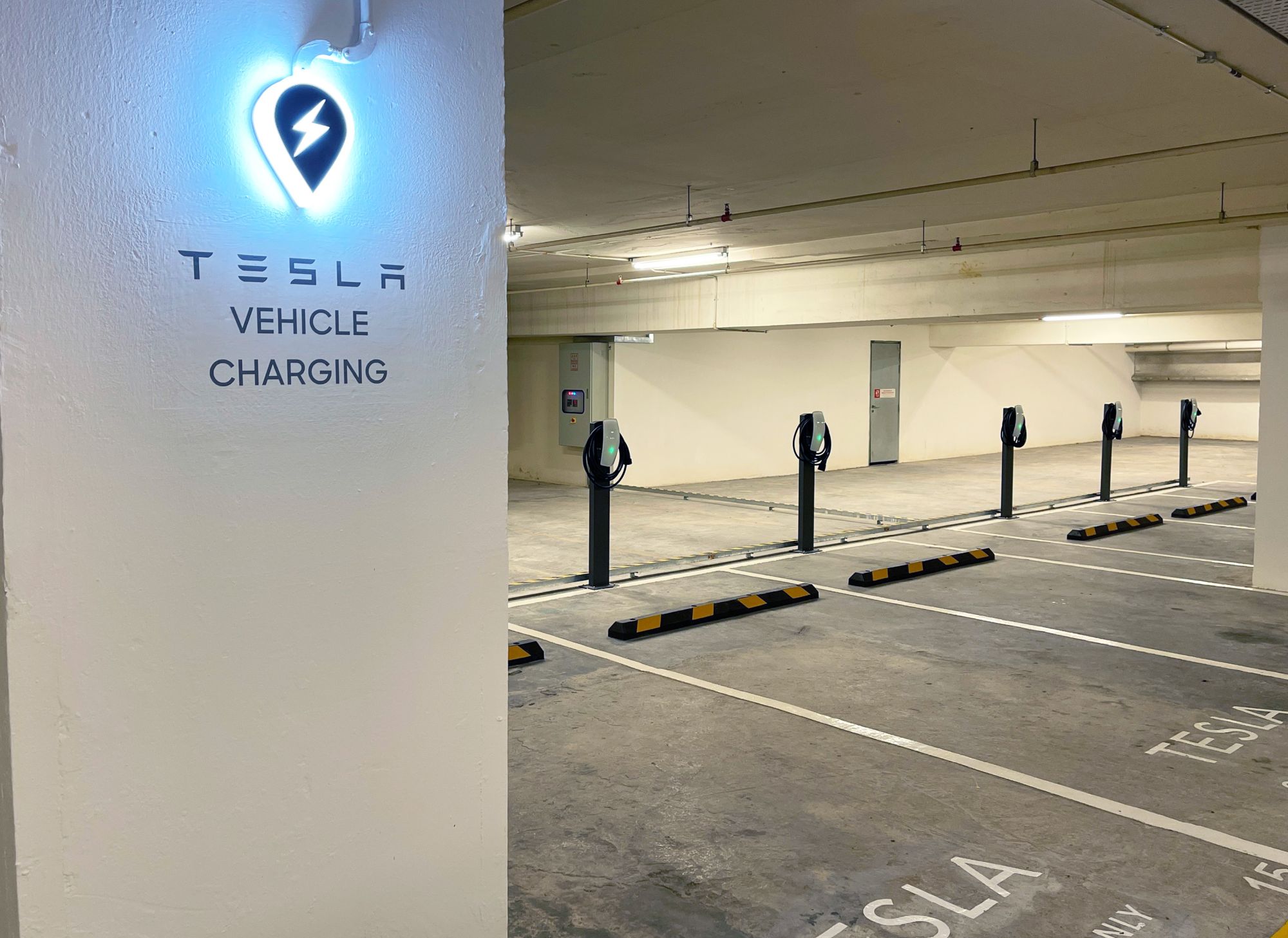 Free Tesla AC charging at Sunway Putra Mall & Pavilion DH