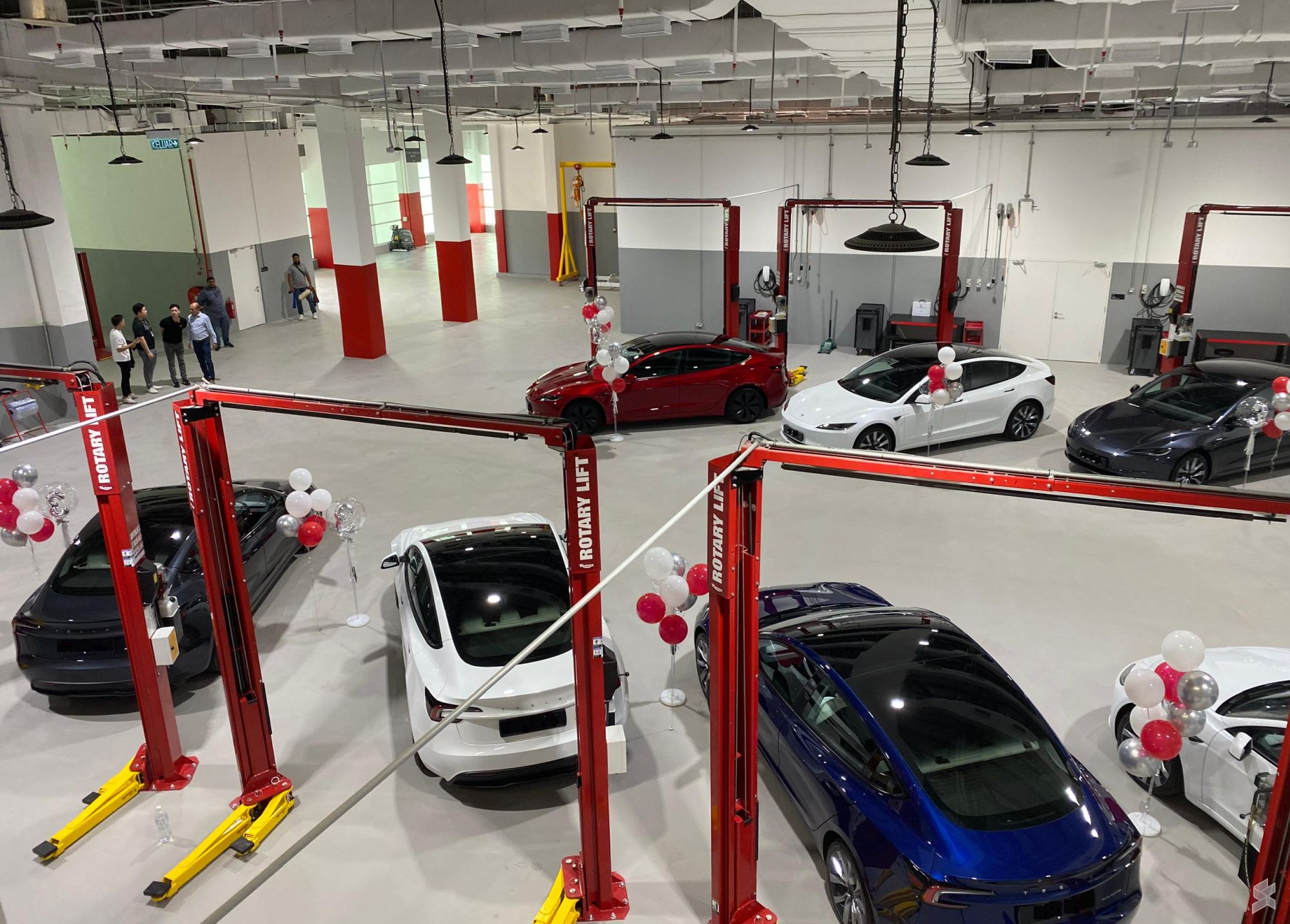 Tesla Service Centre Cyberjaya: Tesla's first service centre