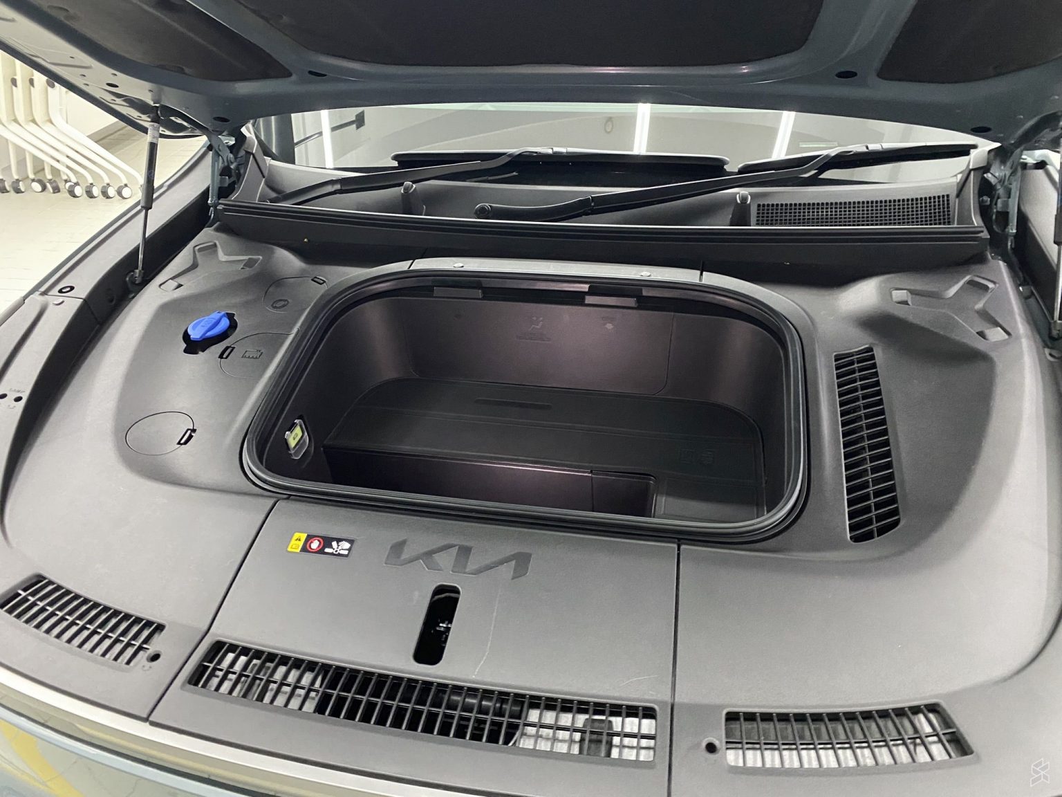 KIA EV9 GT-Line Malaysia: Kia's Mercedes-Benz EQS SUV rival