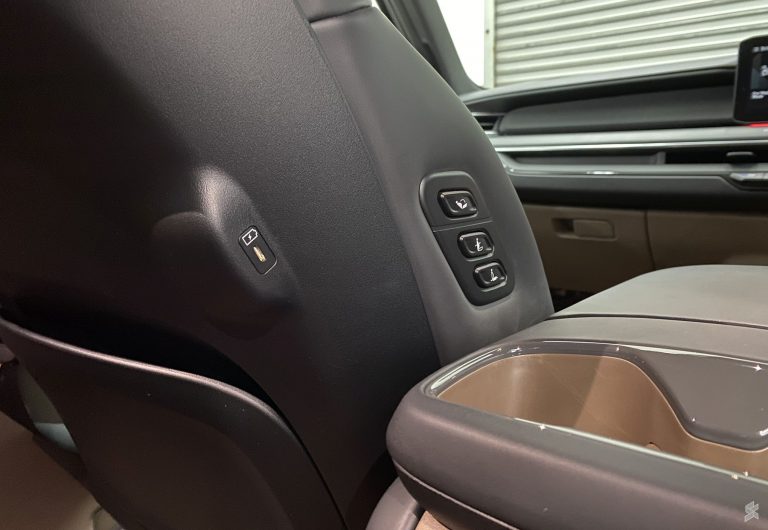 KIA EV9 GT-Line Malaysia: Kia's Mercedes-Benz EQS SUV rival
