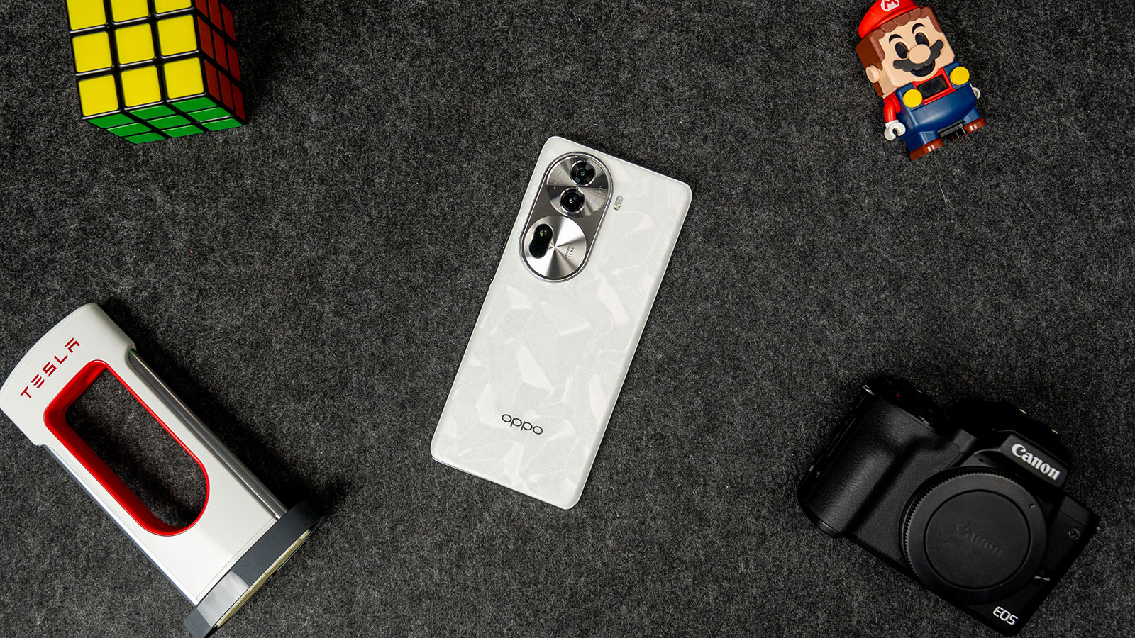 Capture great portraits anytime with the OPPO Reno11 series