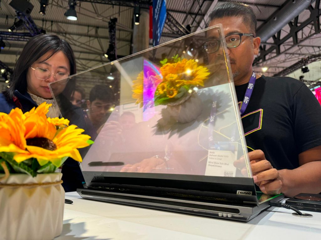Lenovo's weird proof of concept laptop has a 17.3-inch, Micro-LED ...