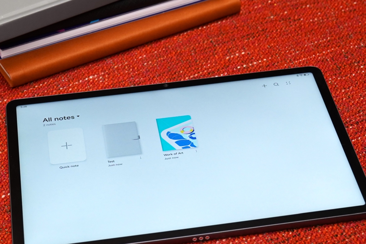 This RM1,999 tablet has a screen that will pamper your eyes