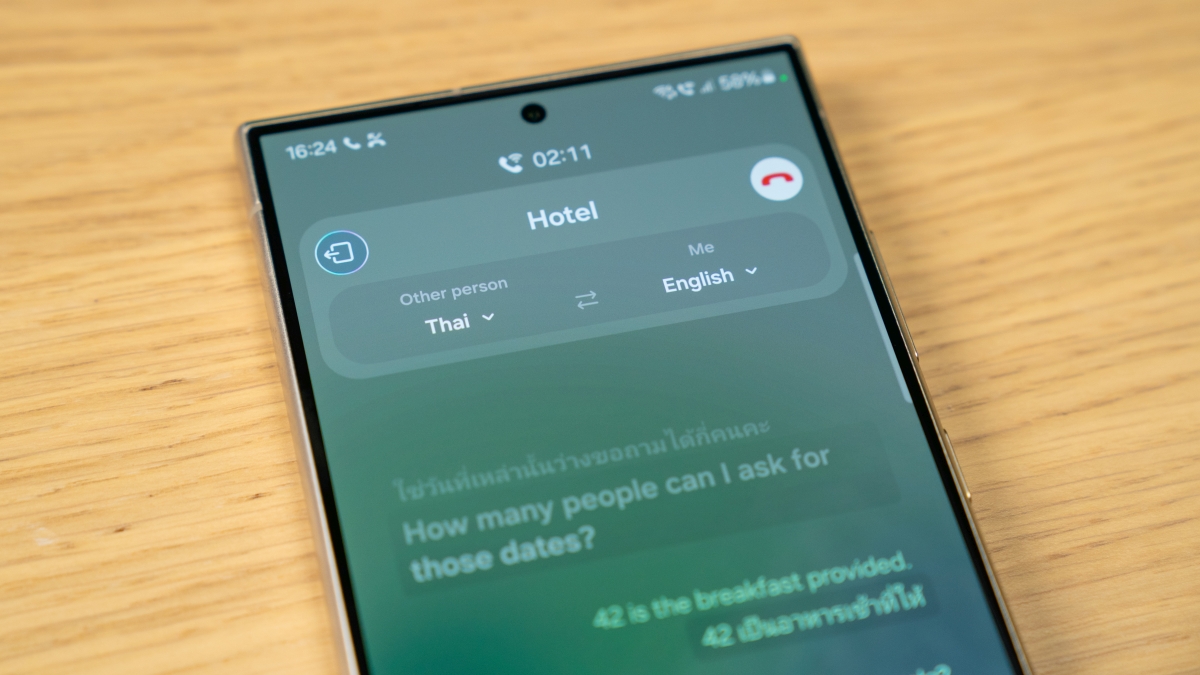 Translate in-person or phone conversations with Galaxy AI