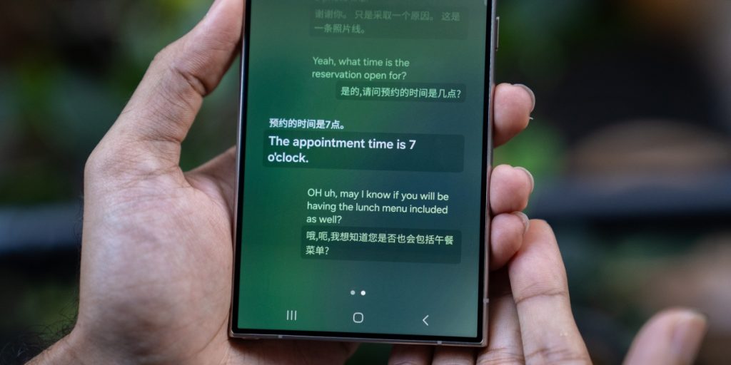 Translate in-person or phone conversations with Galaxy AI