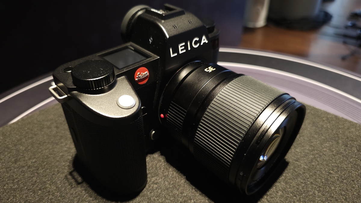 Think your phone has superb cameras? See the Xiaomi 14 Ultra