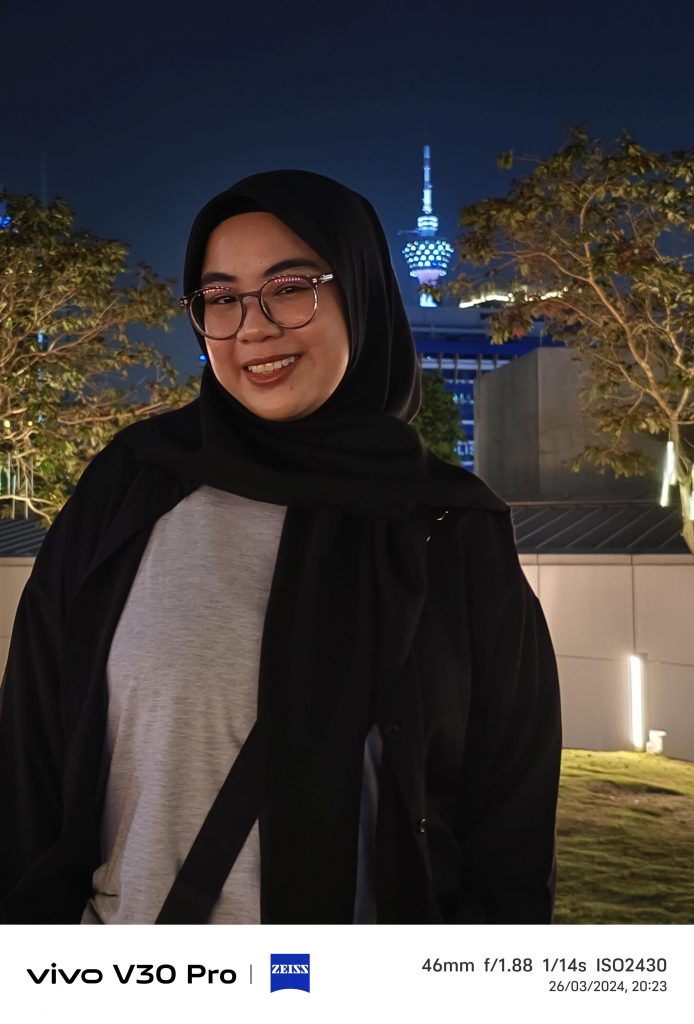 vivo V30 Pro uses 3 50MP ZEISS cameras with Aura Light 3.0