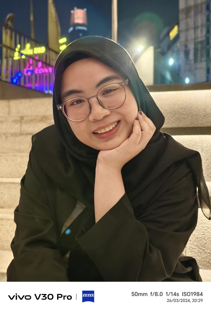 vivo V30 Pro uses 3 50MP ZEISS cameras with Aura Light 3.0