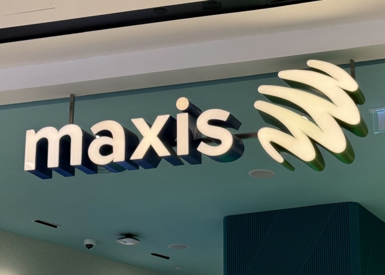 Maxis and Hotlink Postpaid get more data, unlimited upgrades