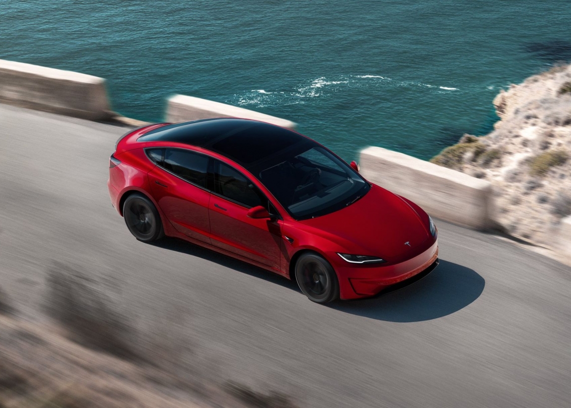 "tesla model y price malaysia" - SoyaCincau