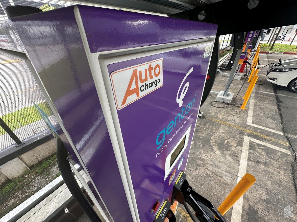 Chery Omoda E5 Autocharge: All EVs should charge this way, no apps or ...