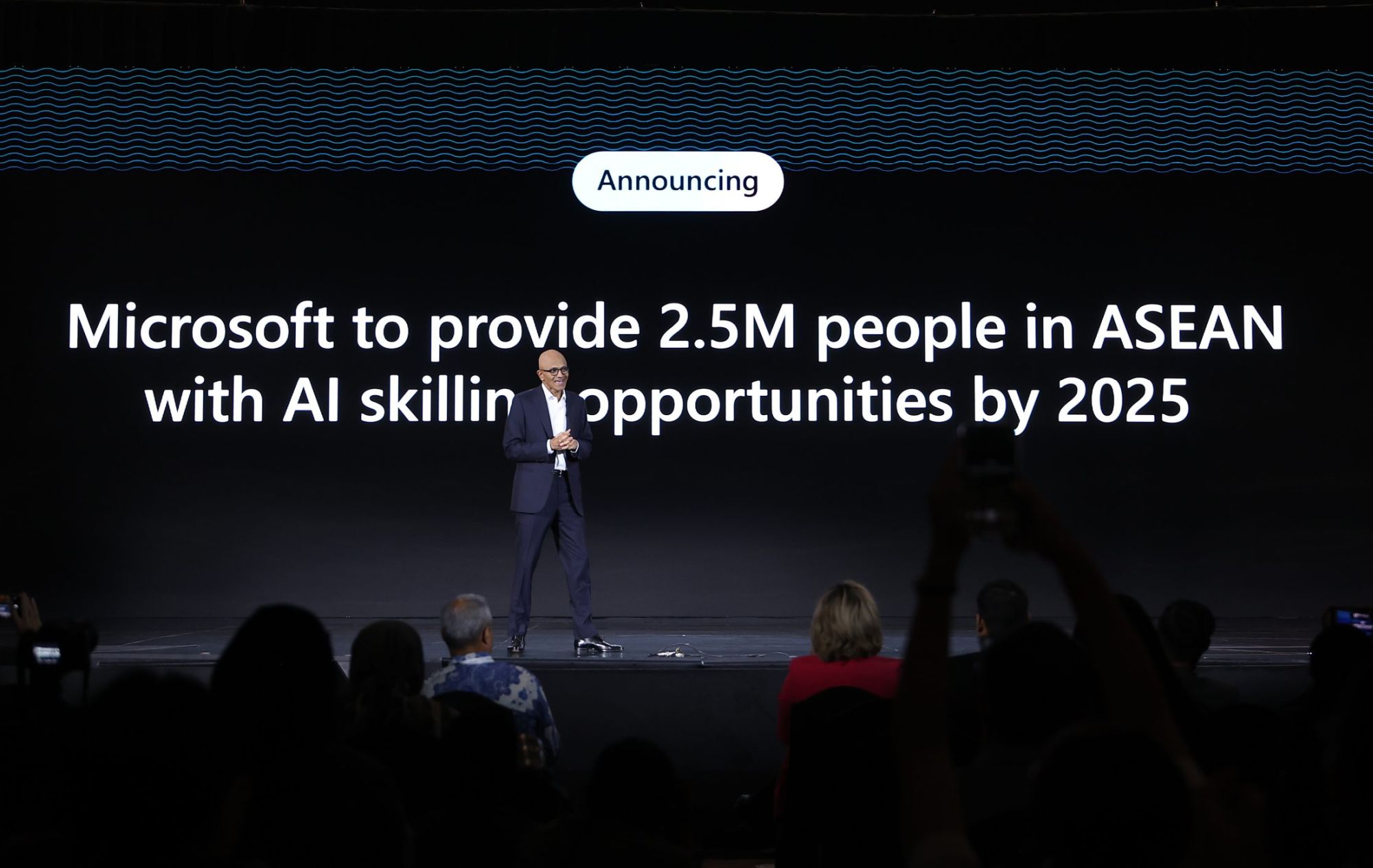 Microsoft invest RM10.5B for AI and Cloud in Malaysia
