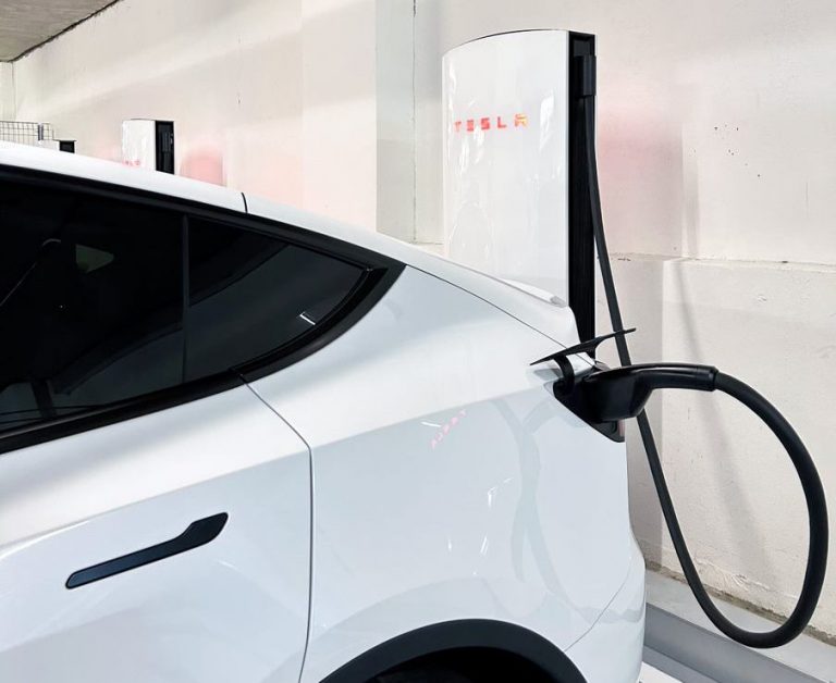Tesla activates Congestion fees for Superchargers in Malaysia, charging ...