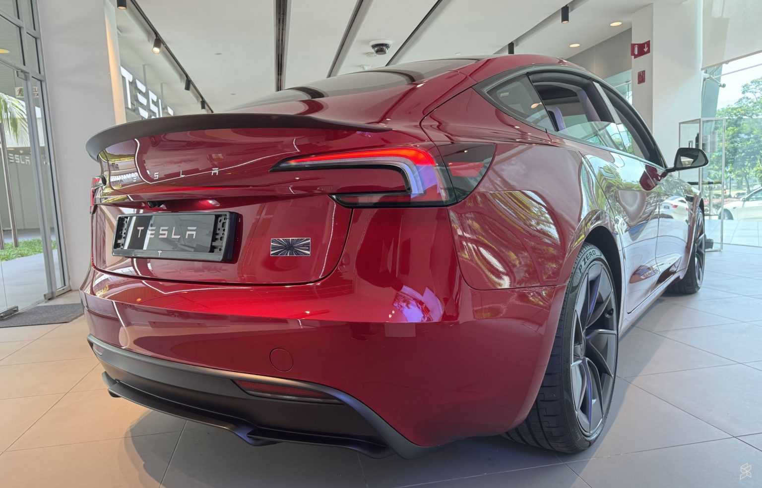 Tesla Model 3 Performance: Deliveries have started in Malaysia