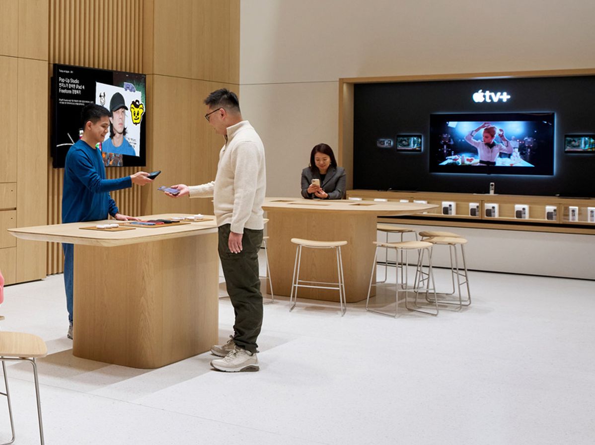 Apple Store Malaysia: Here's how it's different from your regular ...