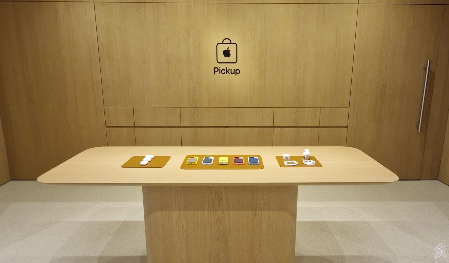 Apple Store Malaysia: 14-day returns and refunds policy