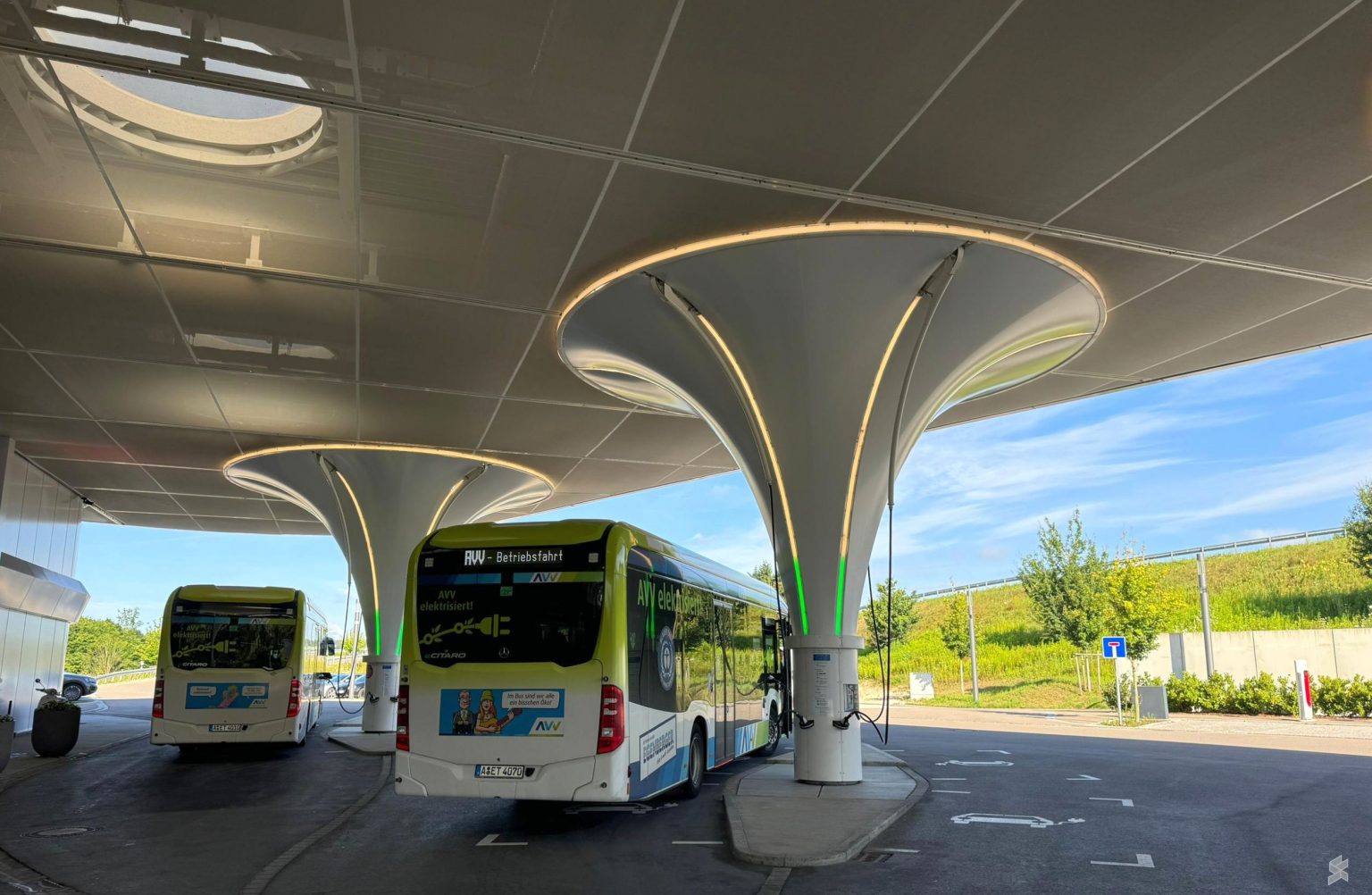 ChargEV to use eLoaded's DC Grid tech for EV charging hubs