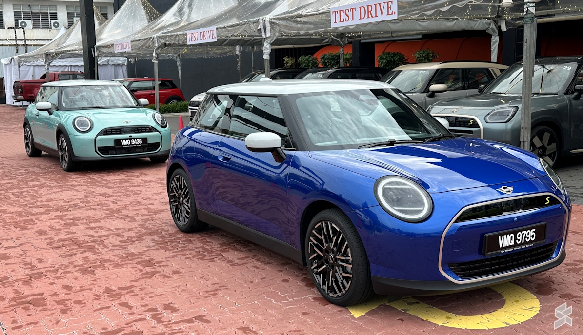 Mini Cooper SE 2024 electric hatch goes official in Malaysia for RM194k